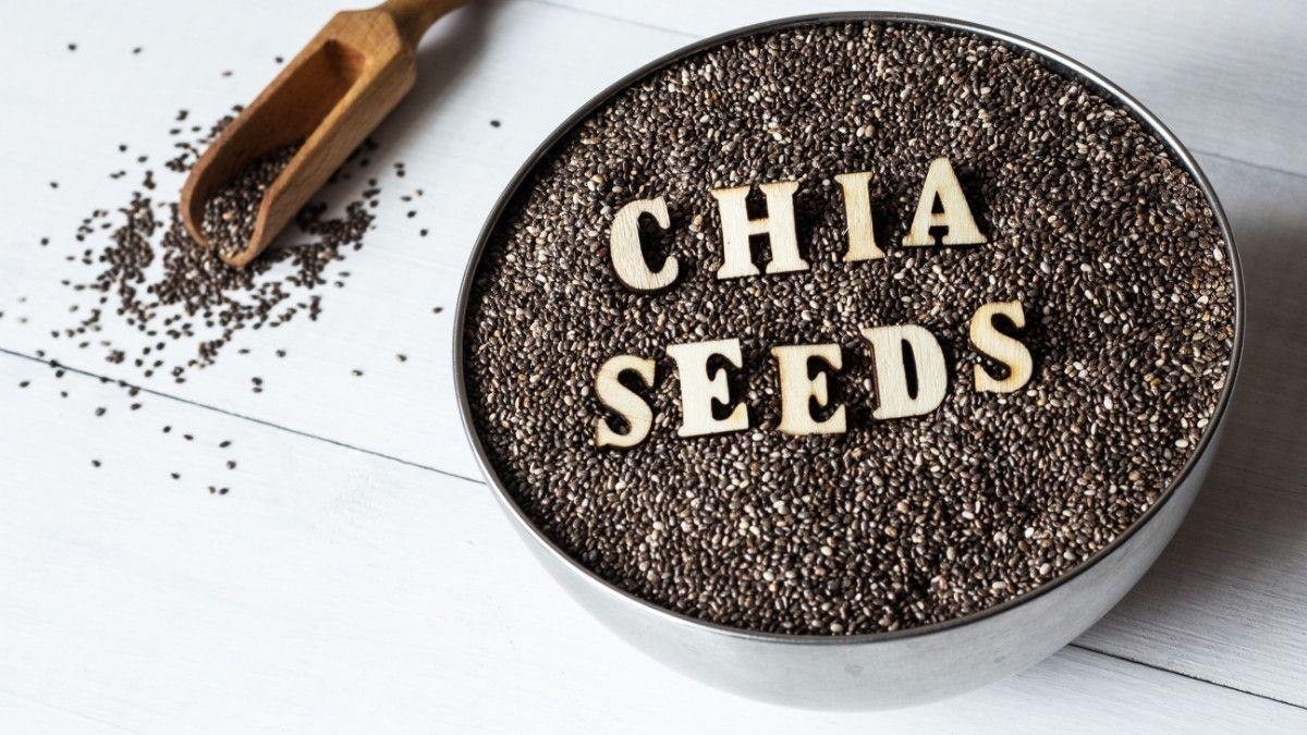 Jangan Keliru, Ini Perbedaan Chia Seed dan Selasih yang Terlihat Sama ...
