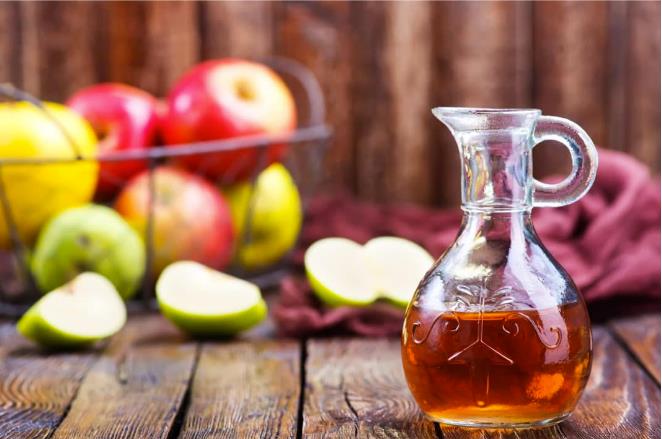 Gampang Banget! 8 Cara Olah Cuka Apel untuk Hair Care, Yuk Terapkan ...